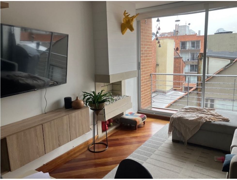 Apartamento en venta de 2 habitaciones con balcón en Bogotá, Santa ...